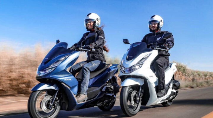 Honda PCX: Uma Década de Sucesso e Inovação - The Riders Histories