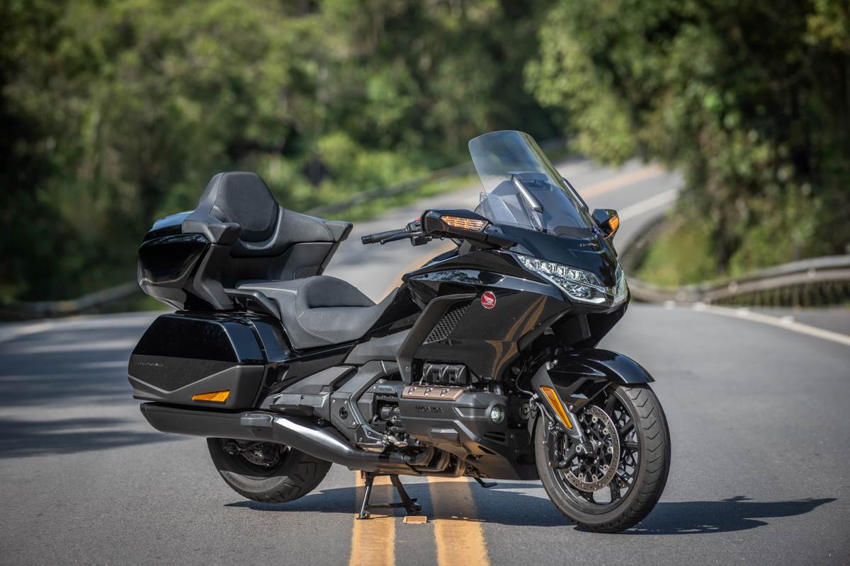 Honda Gold Wing: A Revolução Grã-Turismo que Você Precisa Conhecer ...