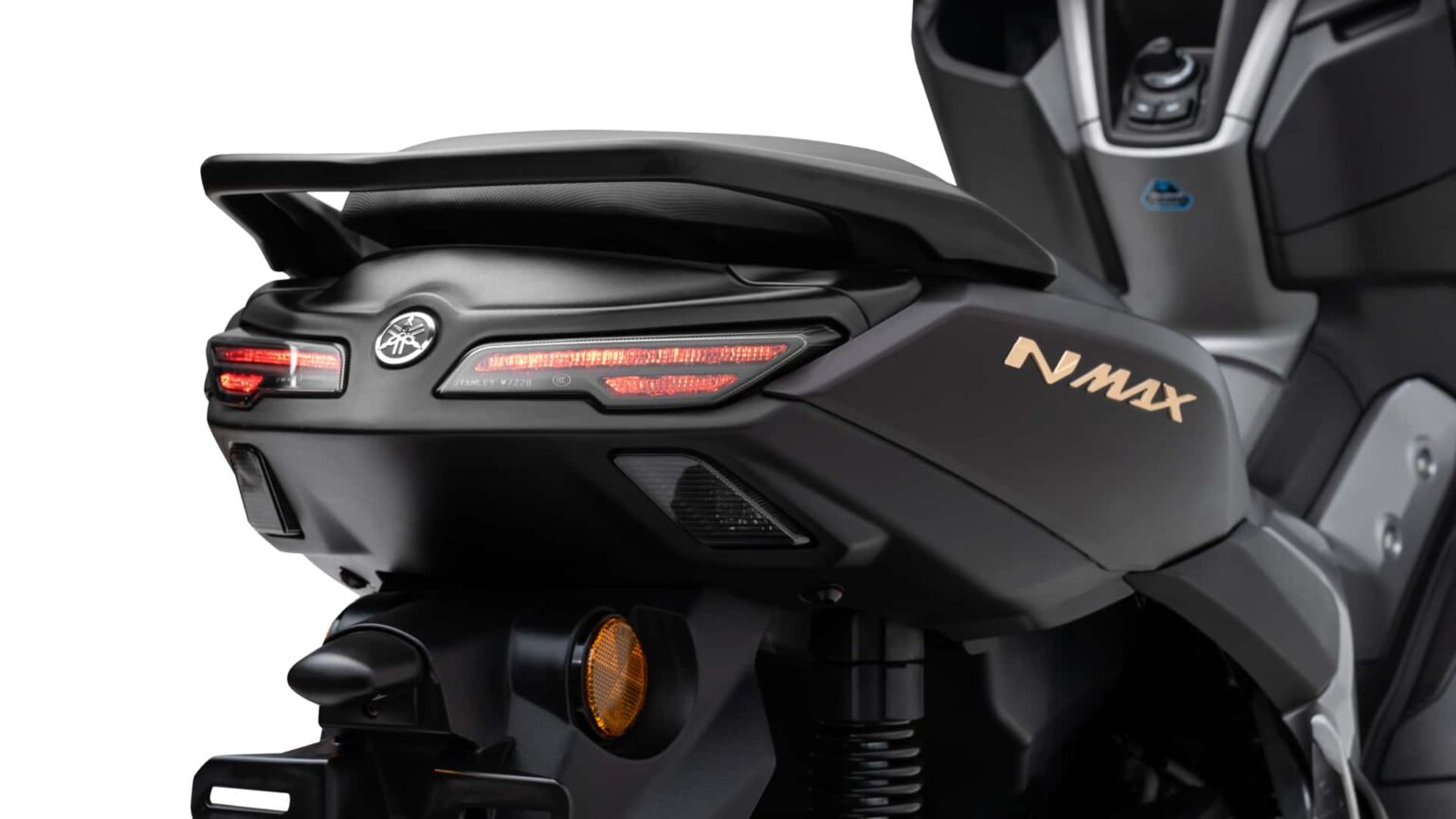 Yamaha NMax 2025: Novidades e preços da scooter que chegou para arrasar ...