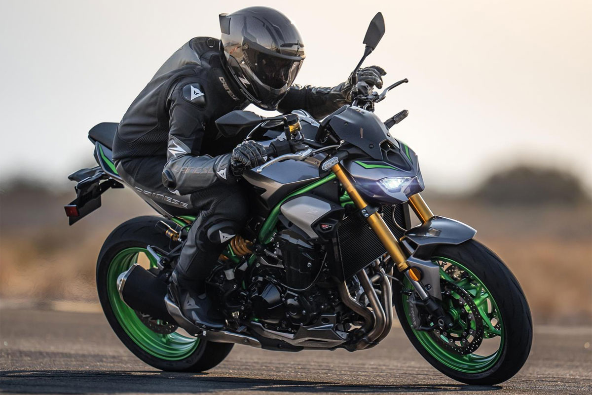 Kawasaki Z900 SE 2025: Potência, Estilo e Exclusividade em Cada Detalhe! - The Riders Histories