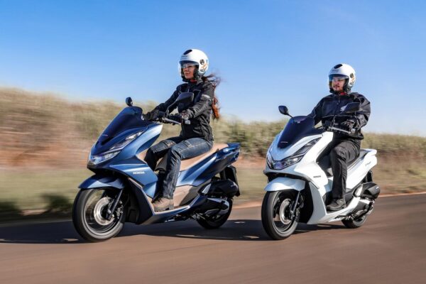 Honda PCX 2025: A Scooter Imbatível que Redefine Padrões. Ficha técnica ...