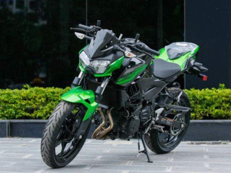 Kawasaki Z400 2025 Preço e Ficha Técnica: Uma Supernaked Acessível com ...