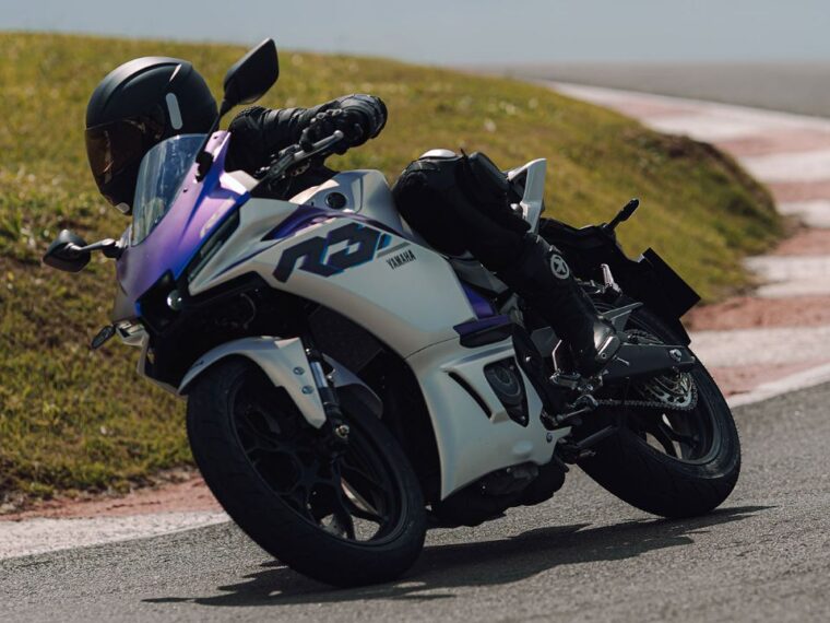Yamaha R3 2026: O Que a Nova Geração Tem a Oferecer? - The Riders Histories